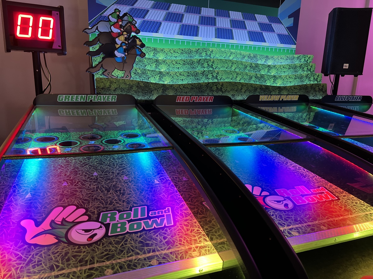 Roll & Bowl Hire - Kentucky Derby - Donkey Derby Game Hire